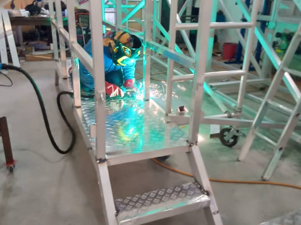 Bespoke Aluminium Gantry for MRT Train HVAC Inspection