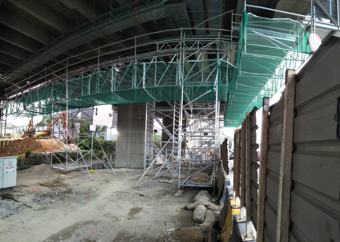 MRT2 Sri Damansara: Special Scaffolding for Access