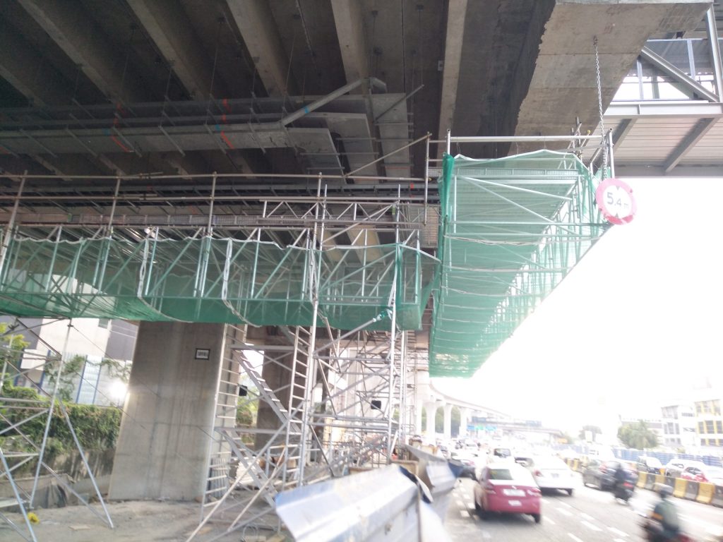 MRT2 Sri Damansara: Special Scaffolding for Access