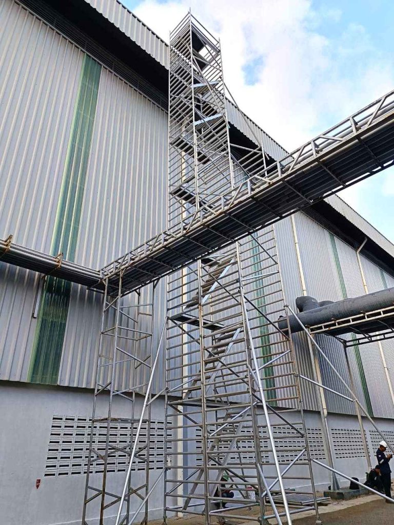Paka: High Access Scaffolding for Facility Maintenance